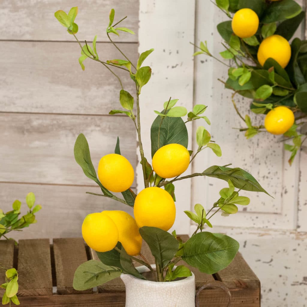 Lemon & Foliage Stem - Piper Classics