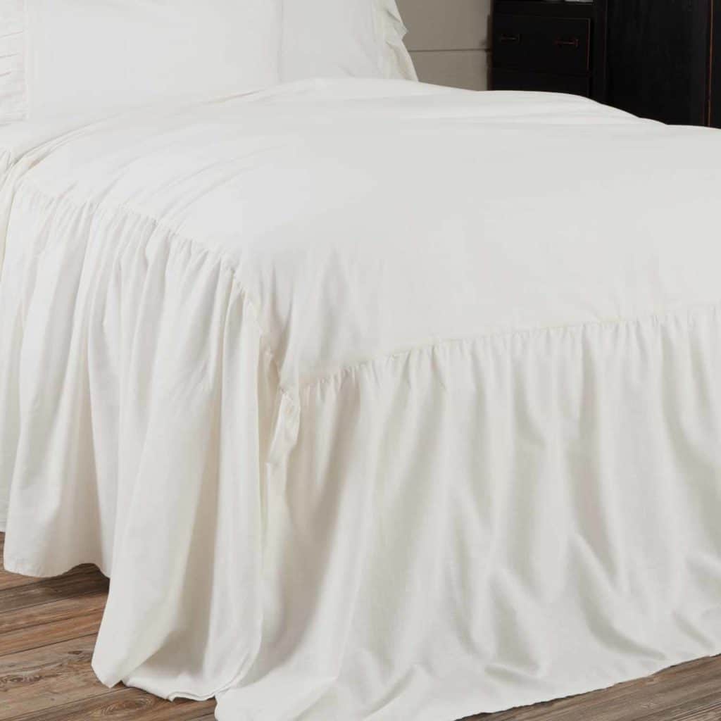 Elizabeth Ruffled Bedspread - Queen | Elizabeth Collection