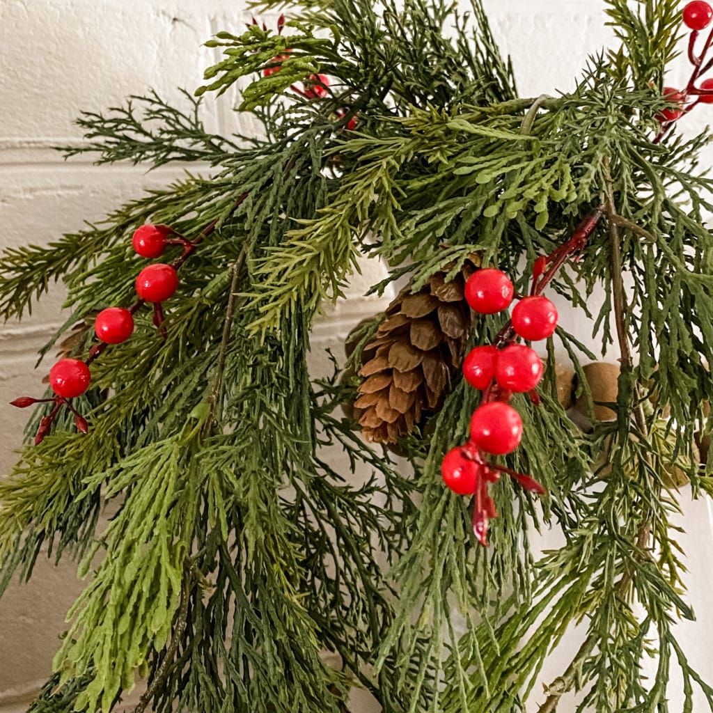 Alpine Cedar w/ Berries Hanging Bush - Piper Classics