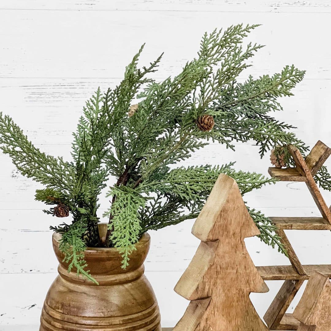 Cedar w/ Pinecones Spray - 43" - Piper Classics