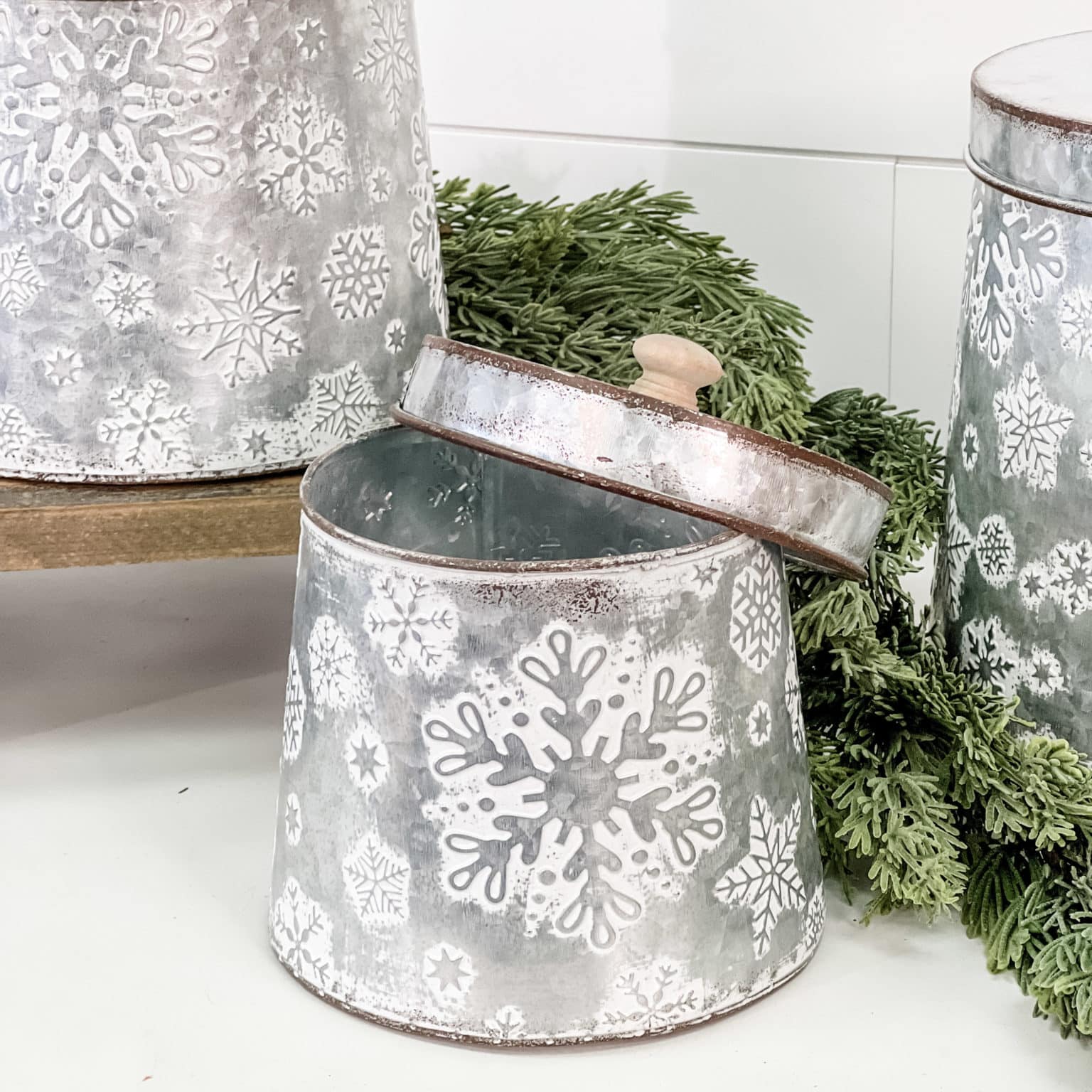 Embossed Snowflakes Nesting Tins - Set/3 - Piper Classics