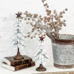 Gleaming Pinecone Spray - Piper Classics