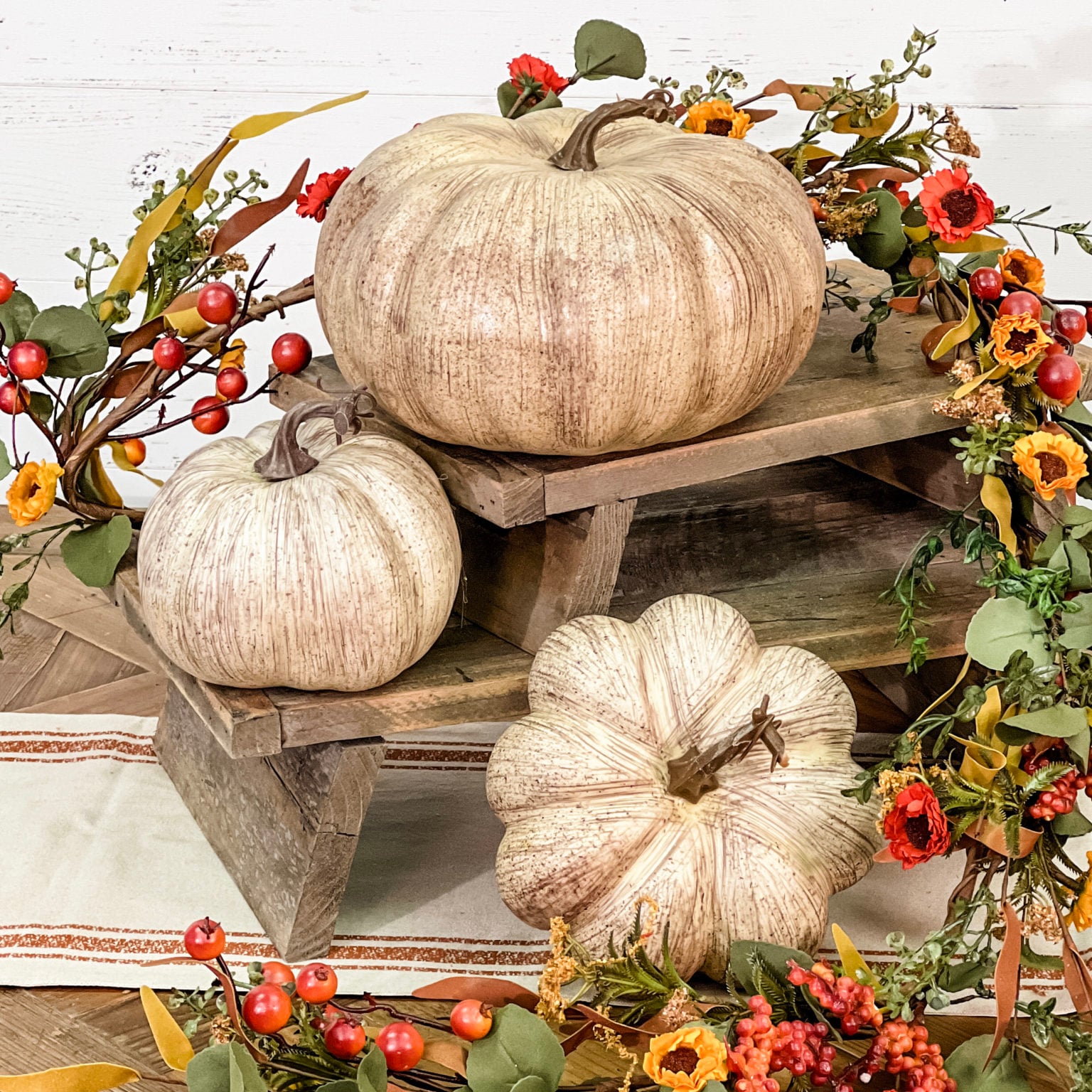 Cream Distressed Farmhouse Pumpkin - Sm - Piper Classics