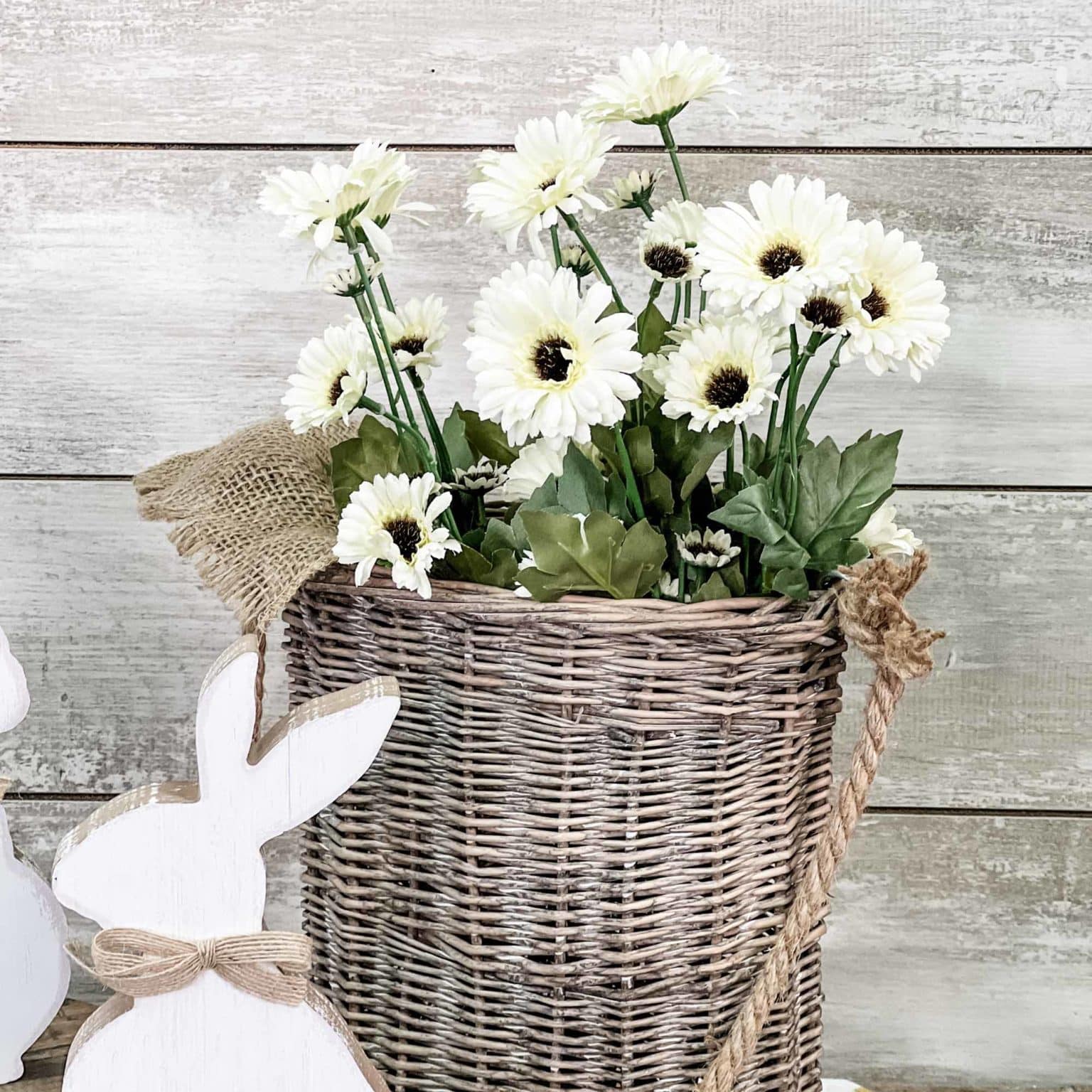 Daisy Bush - Cream - Piper Classics