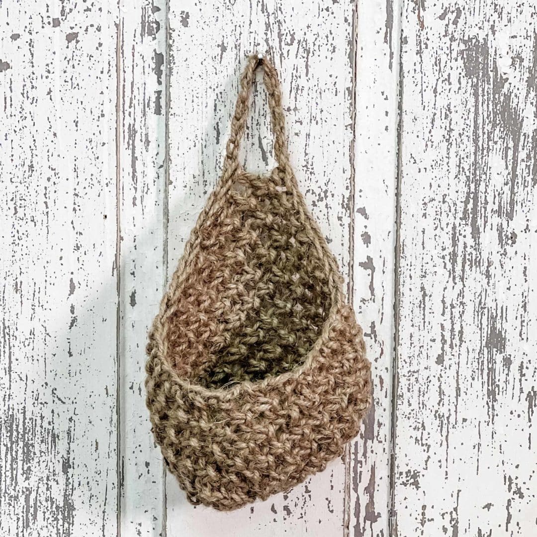 Macrame Hanging Wall Pocket - Piper Classics