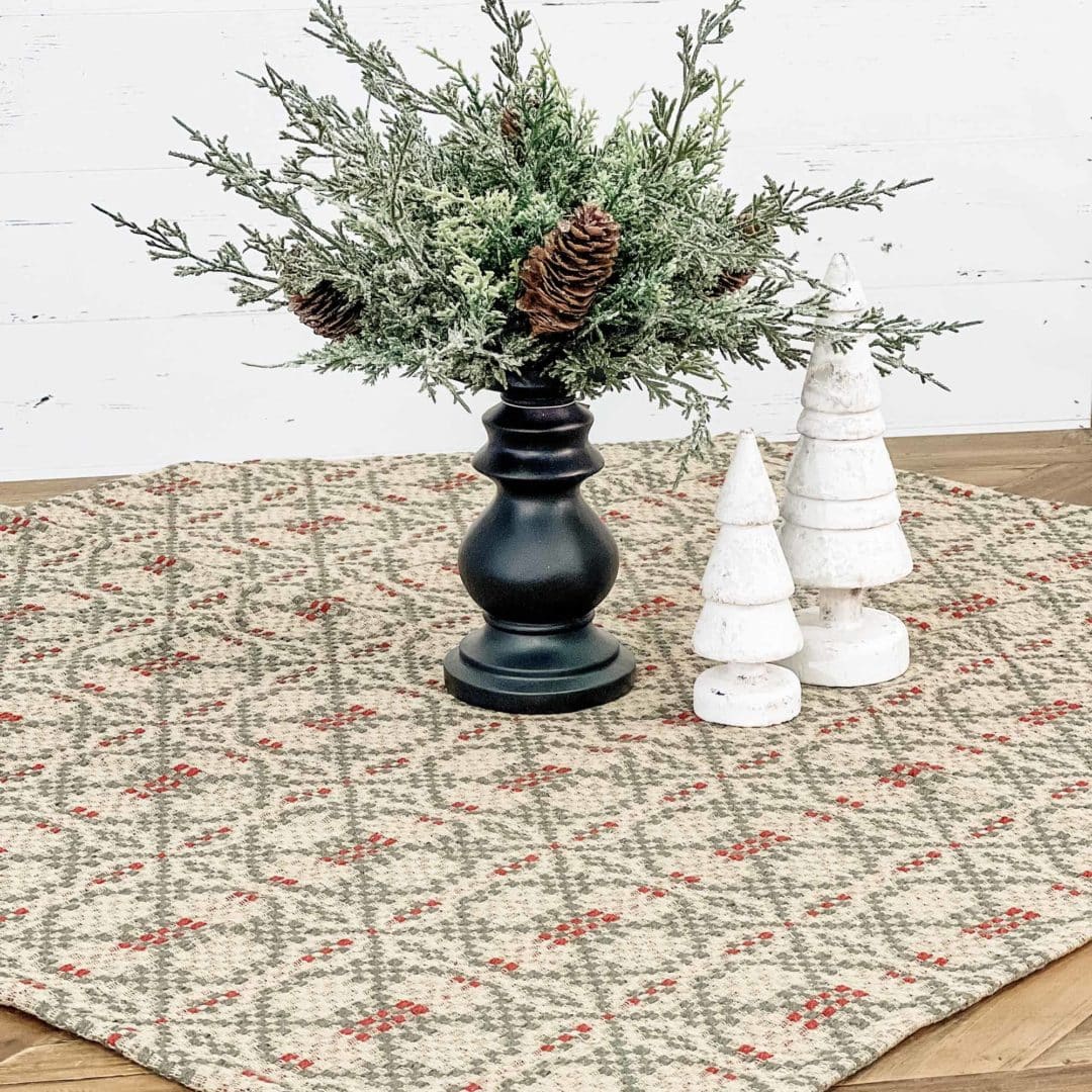 Patriot's Knot Table Square - Piper Classics