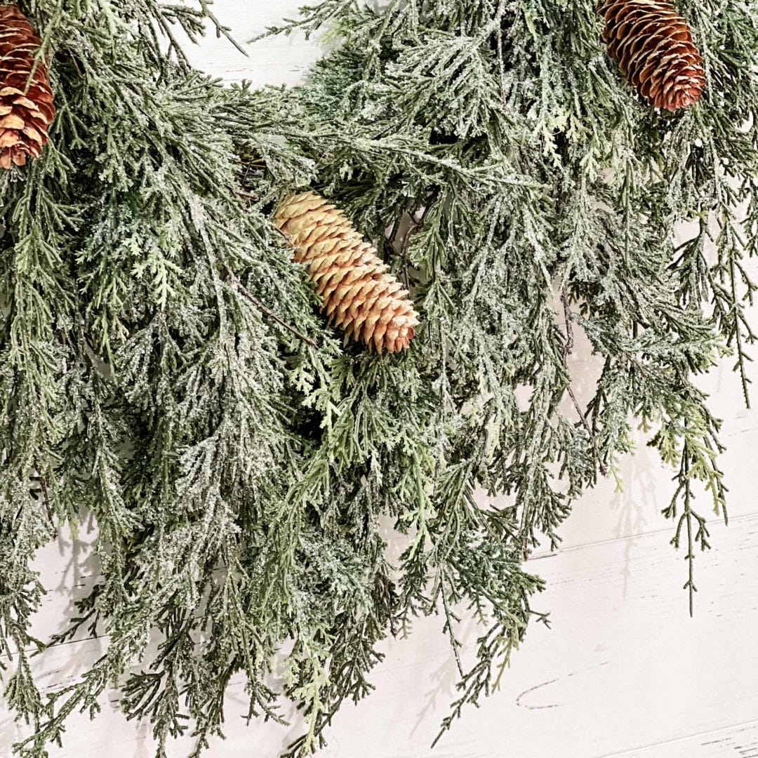 Silver Thread Cedar Wreath - Piper Classics