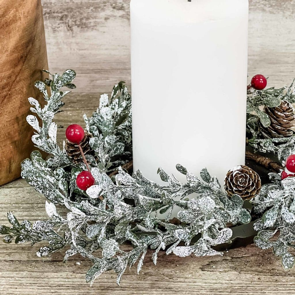 Red Bearberry Candle Ring - Piper Classics