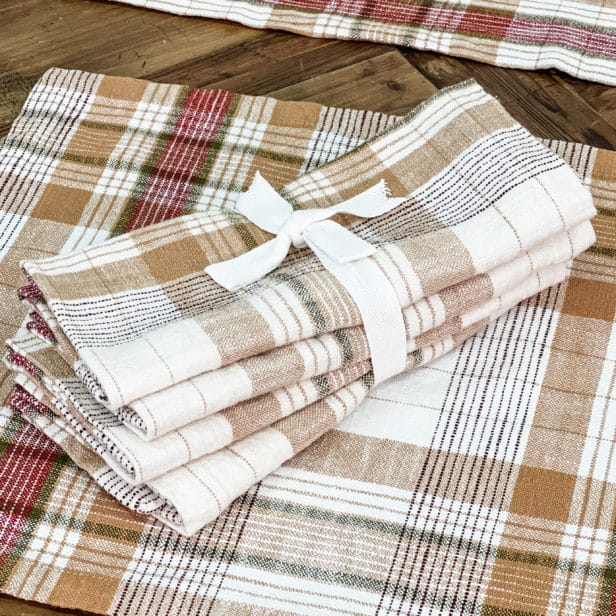 Eva Slub Weave Plaid Napkin - Set/4 - Piper Classics